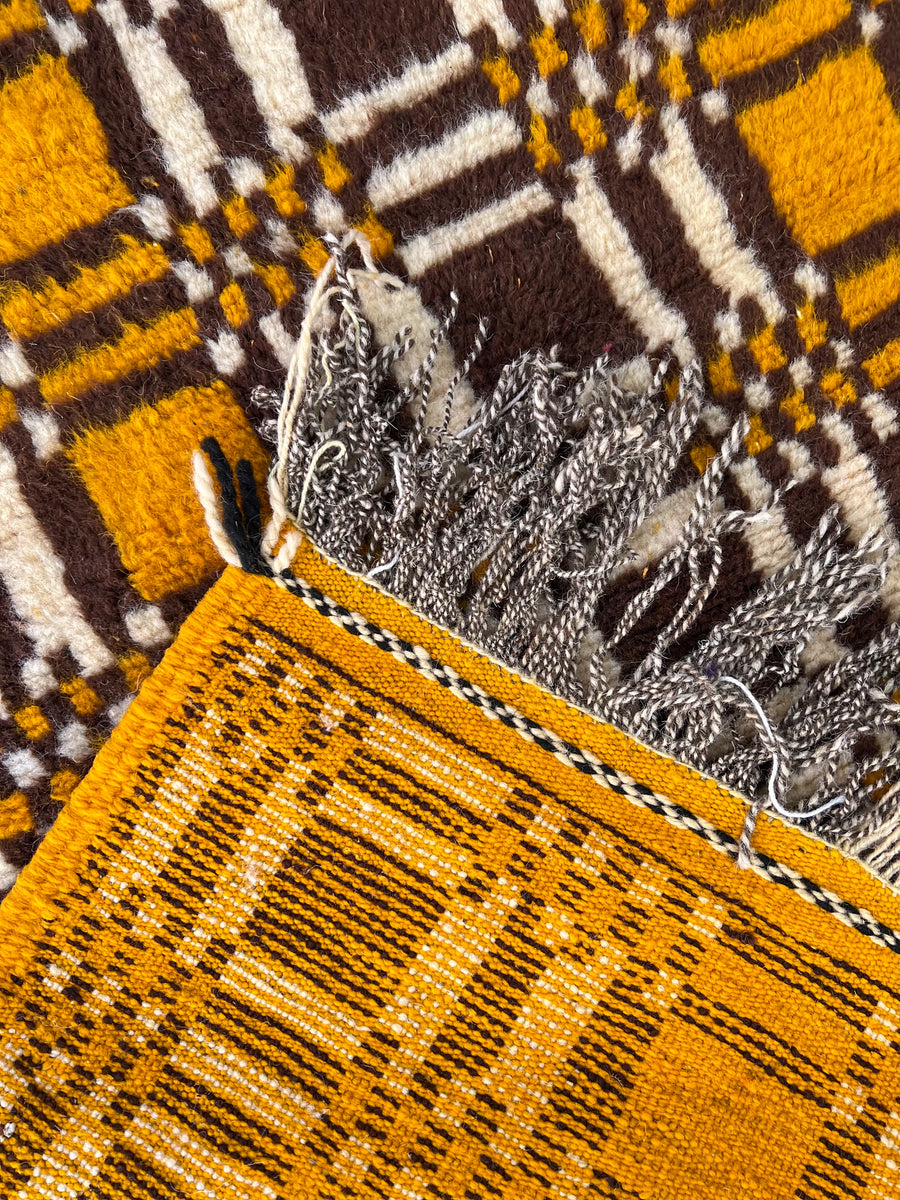 Khzama's Mixed Matrix Hand-Knot | Salam Hello